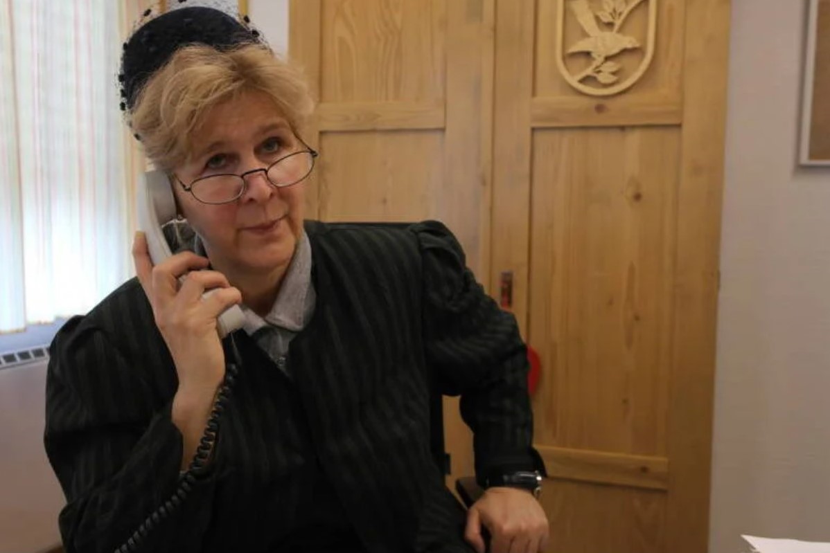 Booking & Kontakt - Bronnweiler-Weib Friedel Kehrer